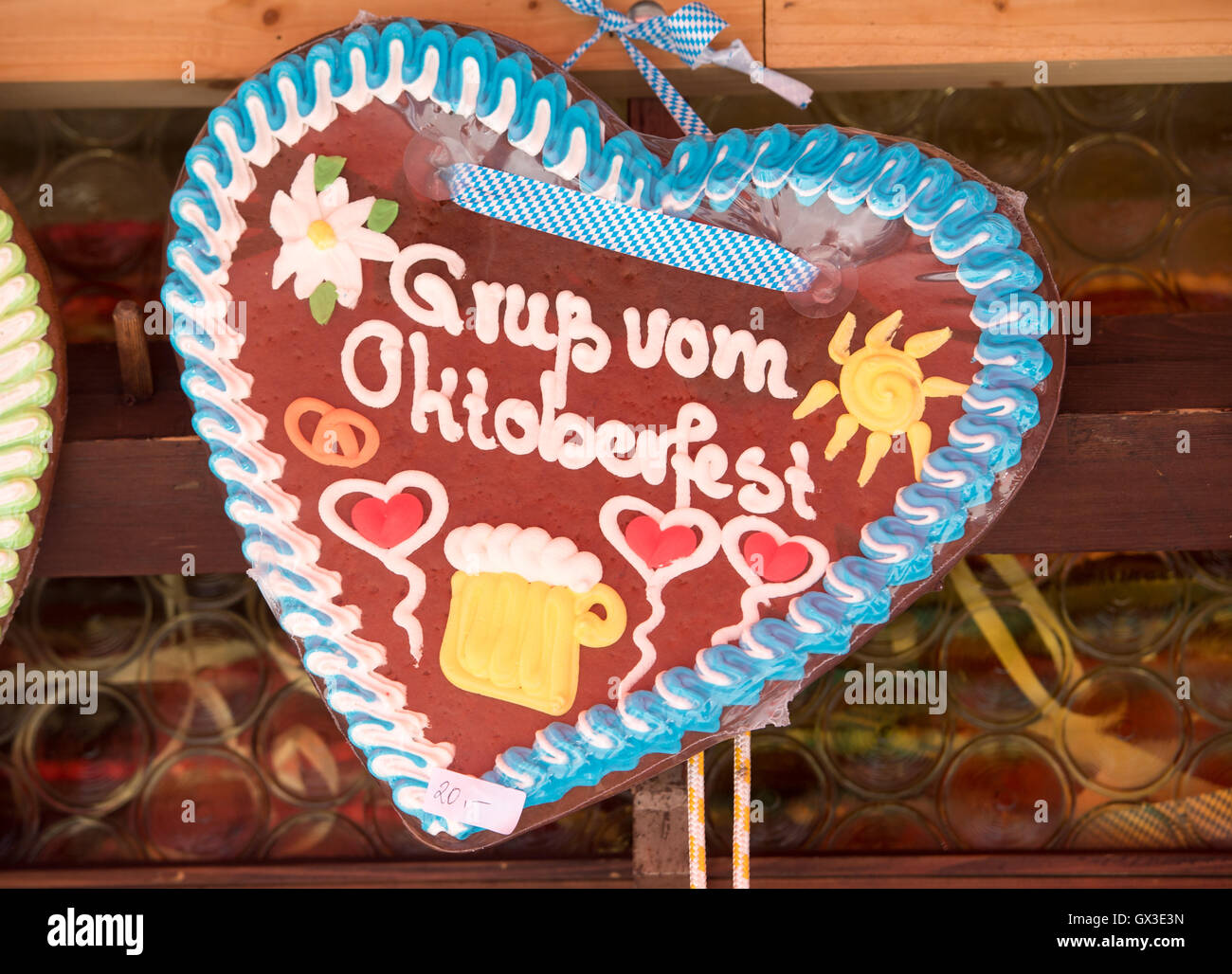 Munich, Germany. 15th Sep, 2016. A gingerbread heart written with ...