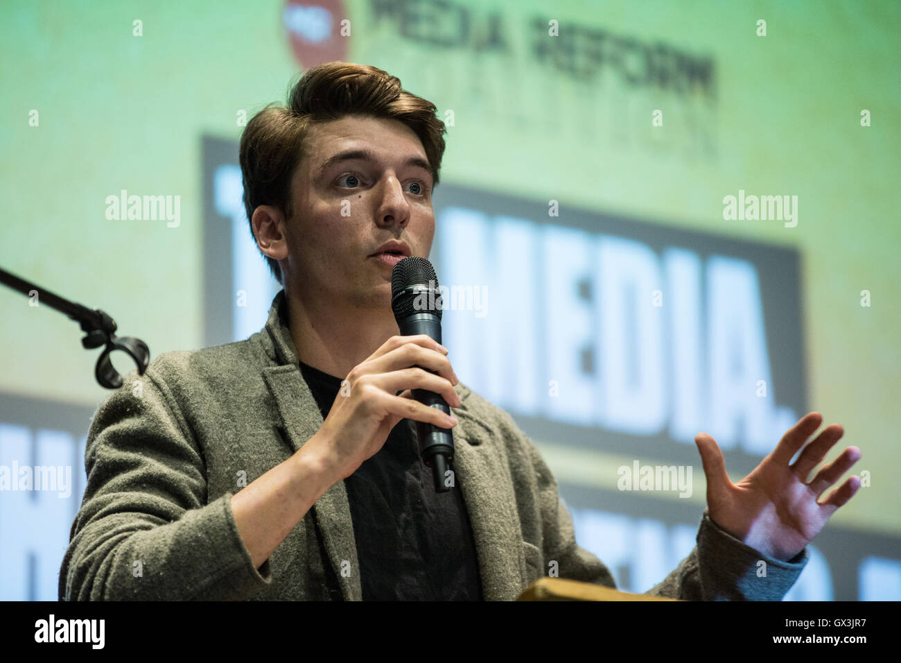 James schneider and jeremy corbyn hi-res stock photography and images ...