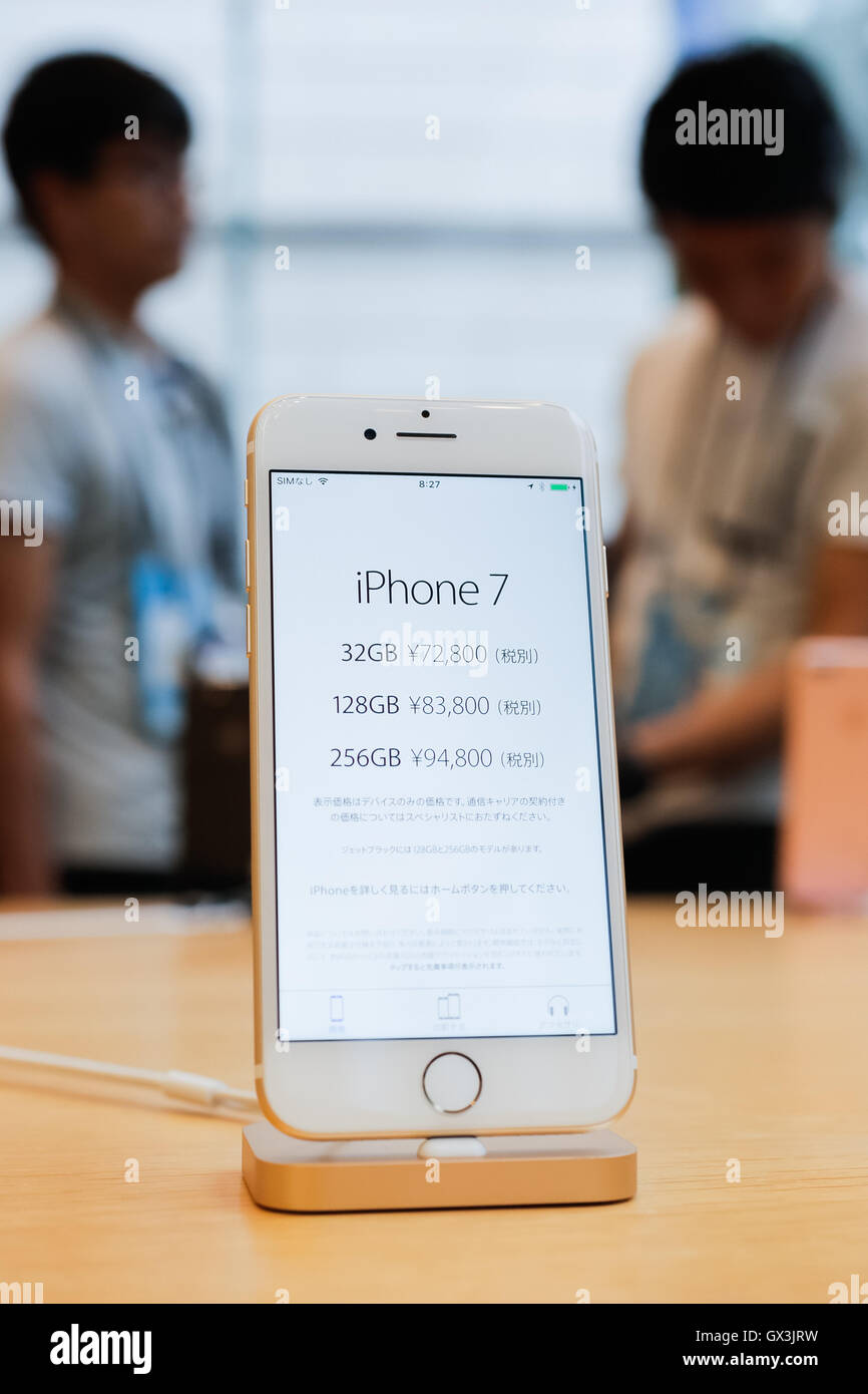 Tokyo, Japan. 16th September, 2016. The new iPhone 7 on display during ...