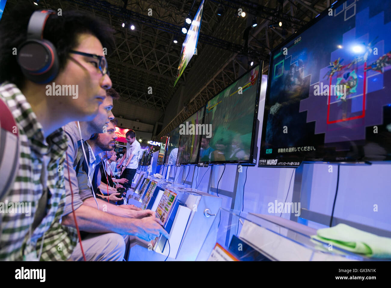 Tokyo, Japan. 16th September, 2016. Visitors play with Sony's ...