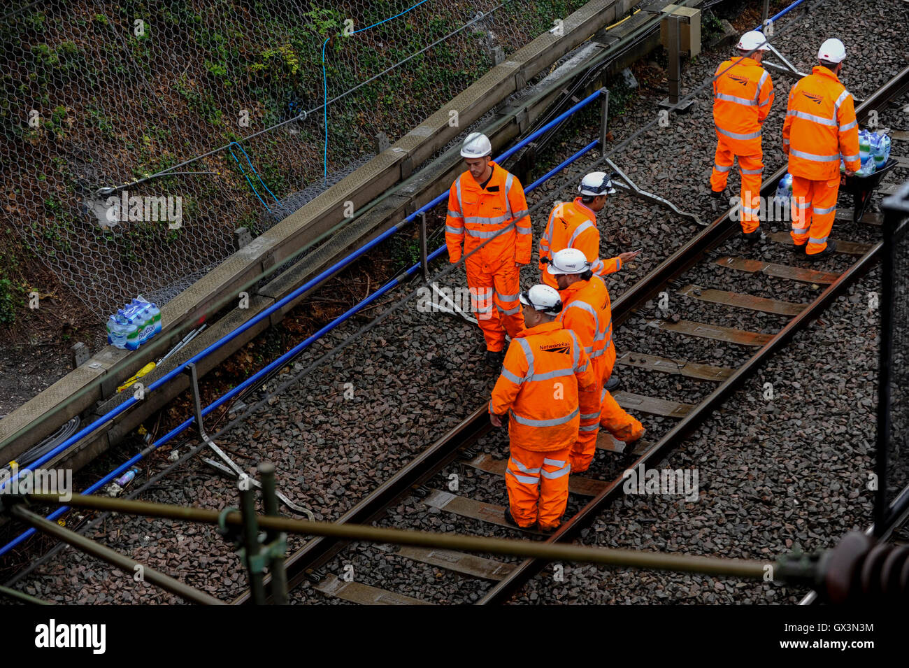 London, UK. 16 September 2016. A train has derailed following a ...