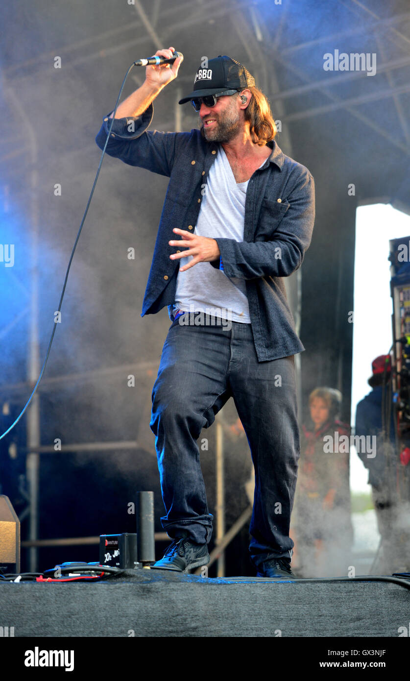 Reef at The Big Feastival at Alex James' Farm August, 2016 in Kingham ...