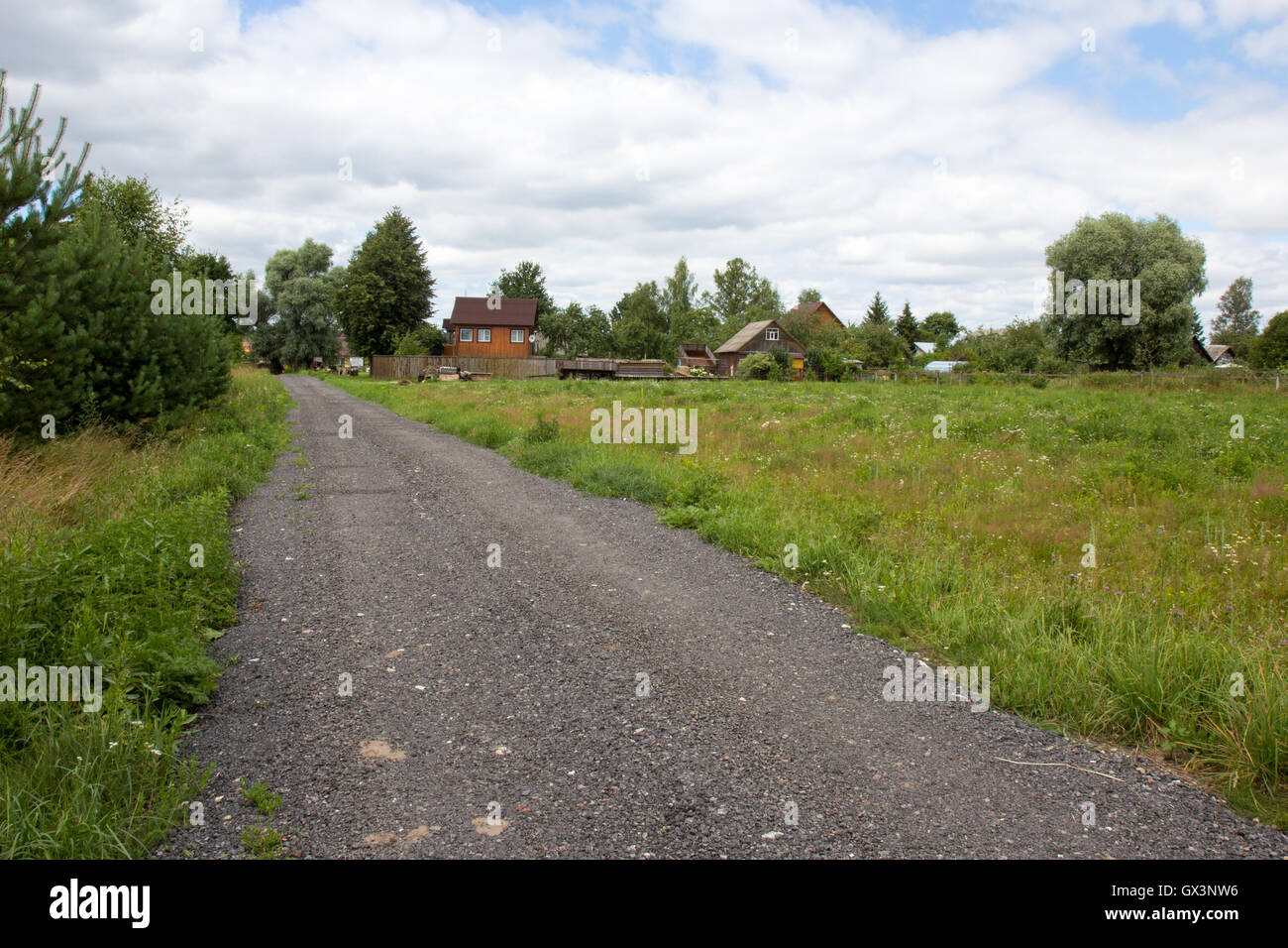Road to traditional Russian countryside Stock Photo - Alamy
