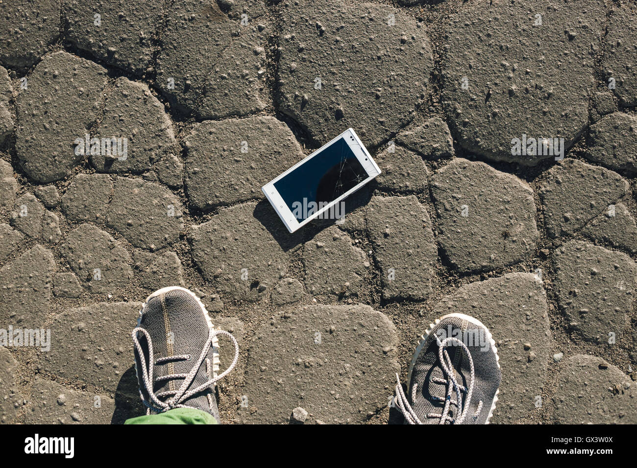Cellphone drop on the road hi-res stock photography and images - Alamy