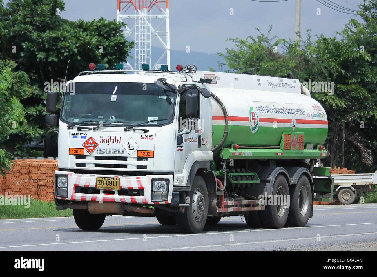 Oil truck hi-res stock photography and images - Alamy