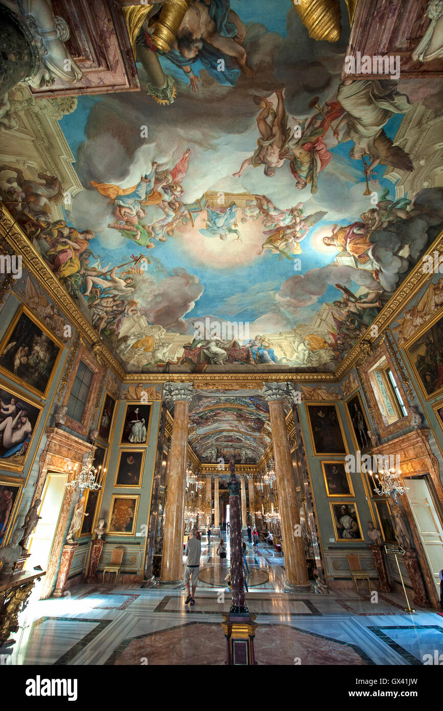Archway Ceiling and walls of the Colonna Gallery inside Colonna Palace ...