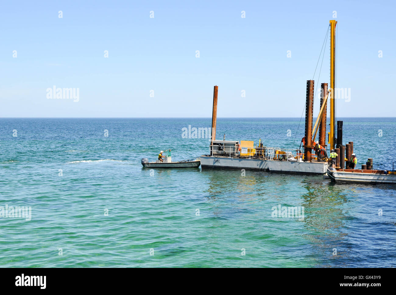 Boat workers in uniform hi-res stock photography and images - Alamy