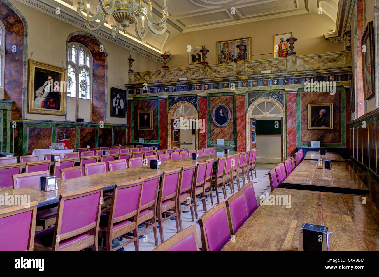 Dining hall trinity college hi-res stock photography and images - Alamy