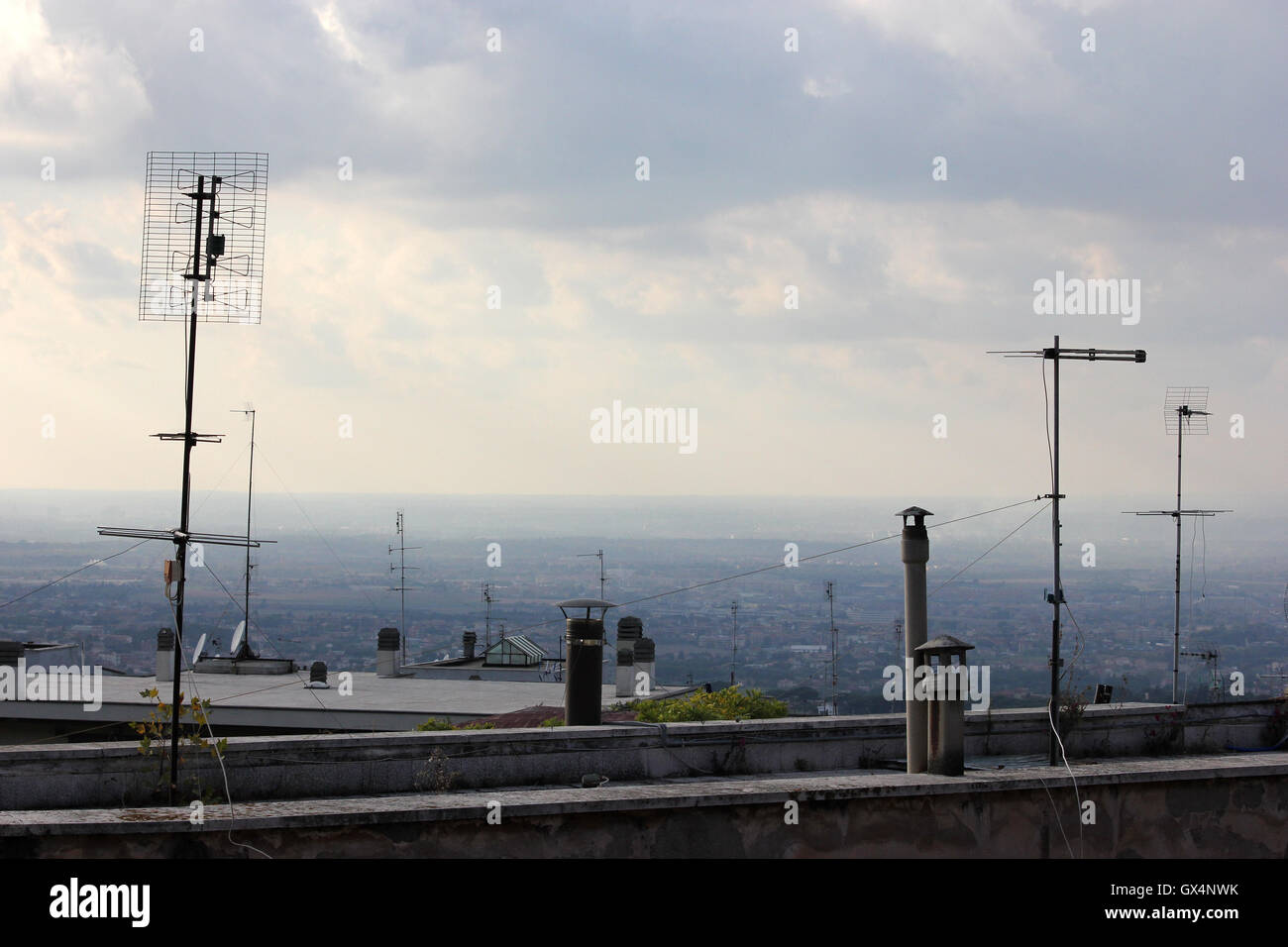 Rooftop antenna hi-res stock photography and images - Alamy