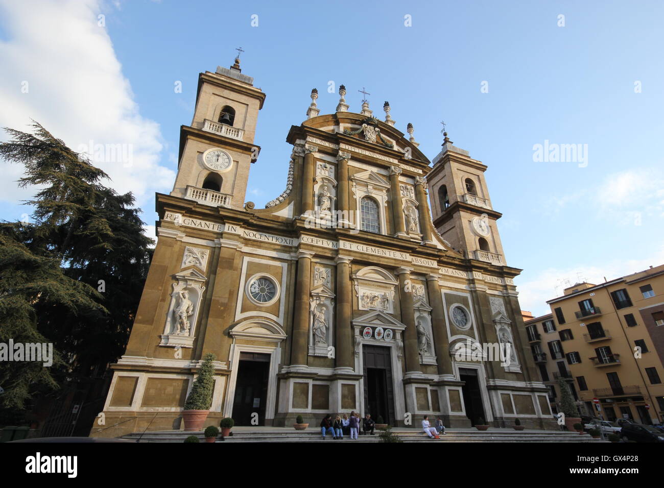 Cathedral san pietro apostolo frascati hi-res stock photography and ...