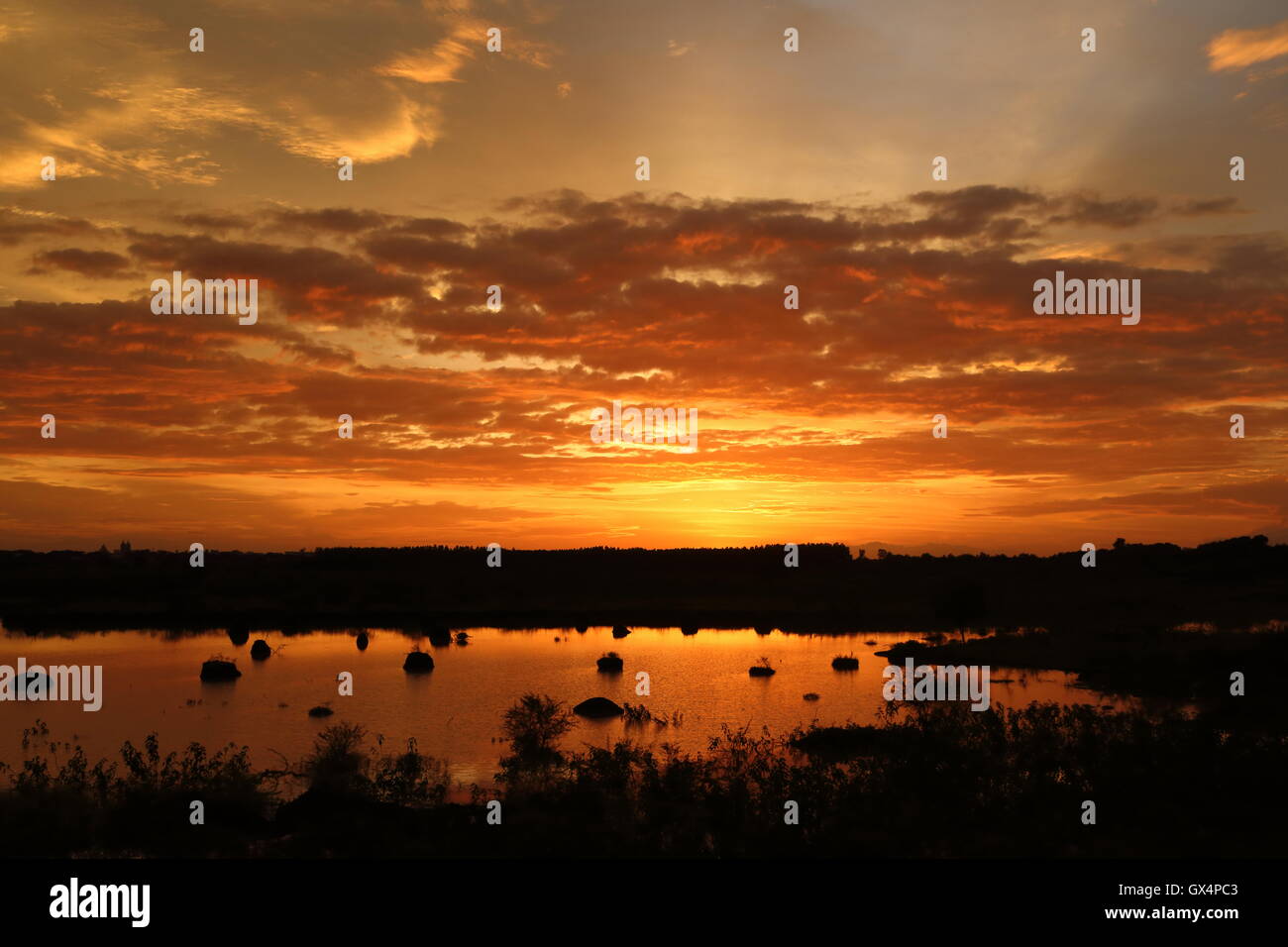 Awesome golden hour sunset hi-res stock photography and images - Alamy
