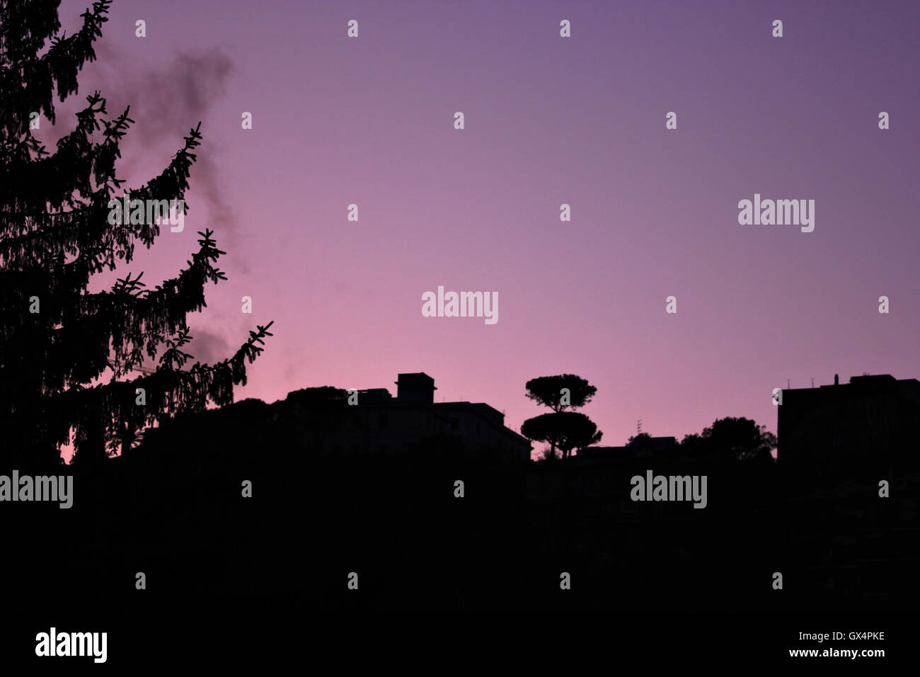 Pink skyline hi-res stock photography and images - Alamy