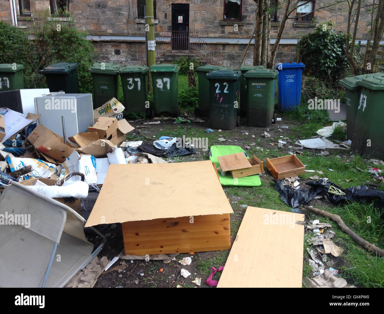 Household garbage hi-res stock photography and images - Alamy