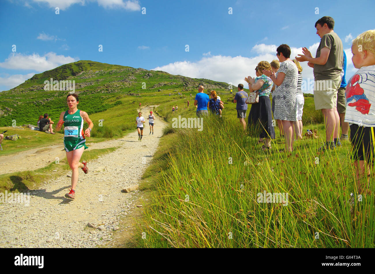 Runners at International Snowdon Mountain Race Stock Photo - Alamy