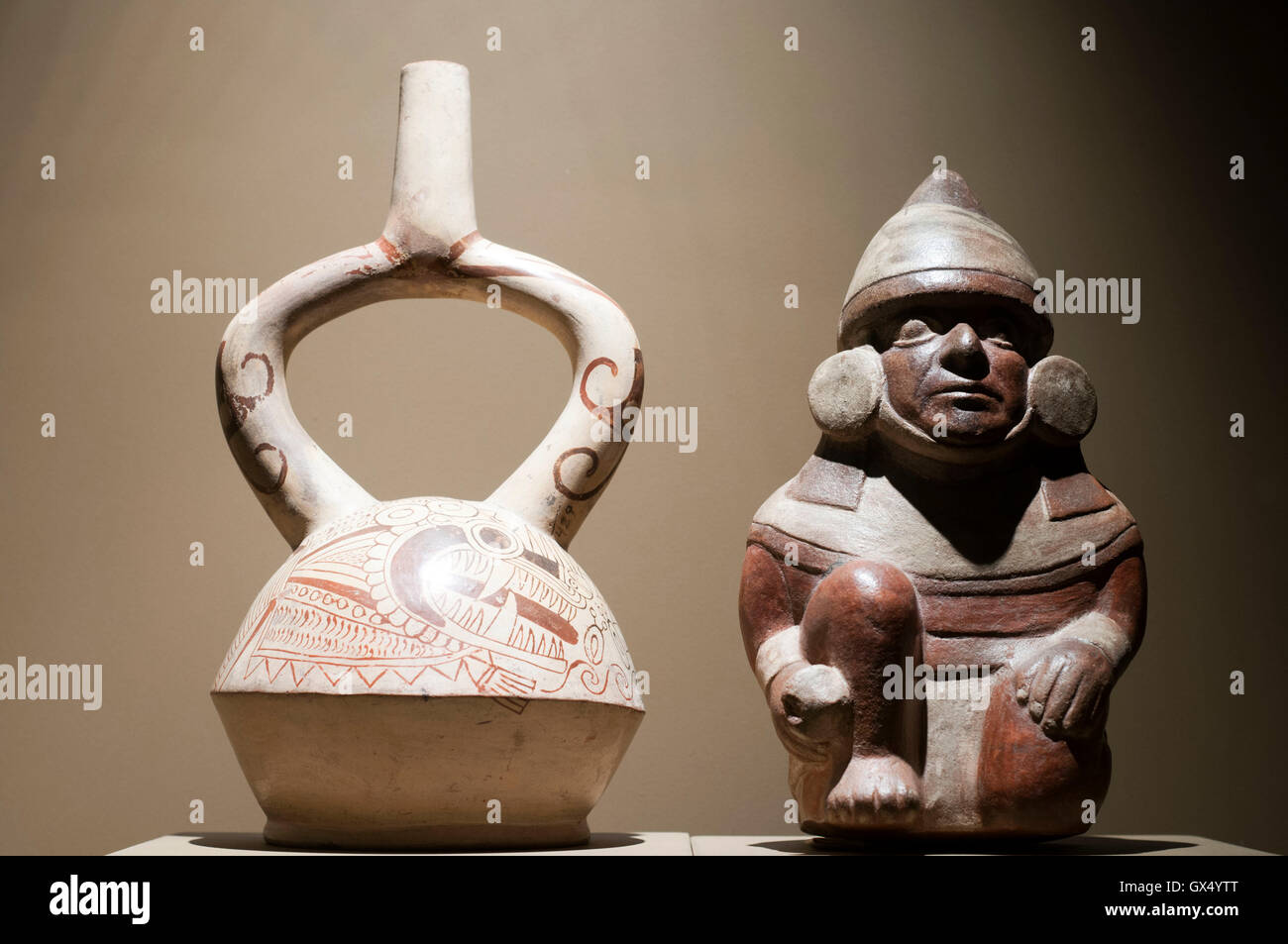 Museum of the Royal Tombs of Sipan. Ornaments and pottery artifacts ...