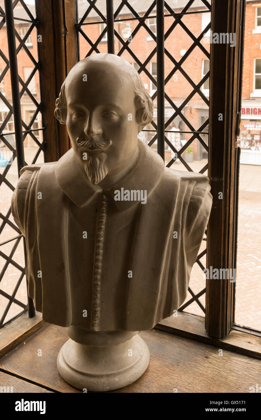 Bust of Shakespeare in his house Stock Photo - Alamy