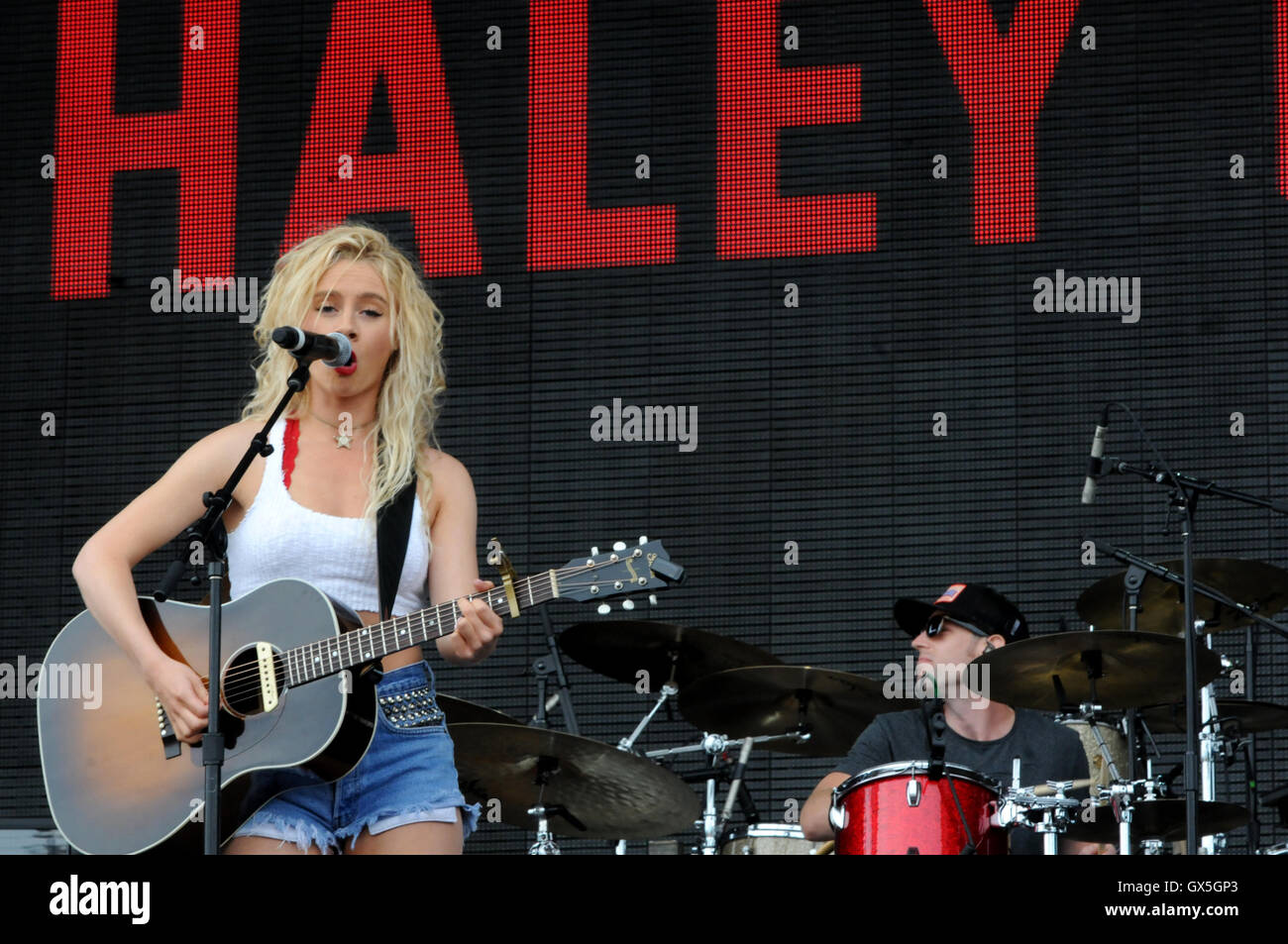 Country LakeShake Chicago 2016 - Day 2 Featuring: Haley Georgia Where ...