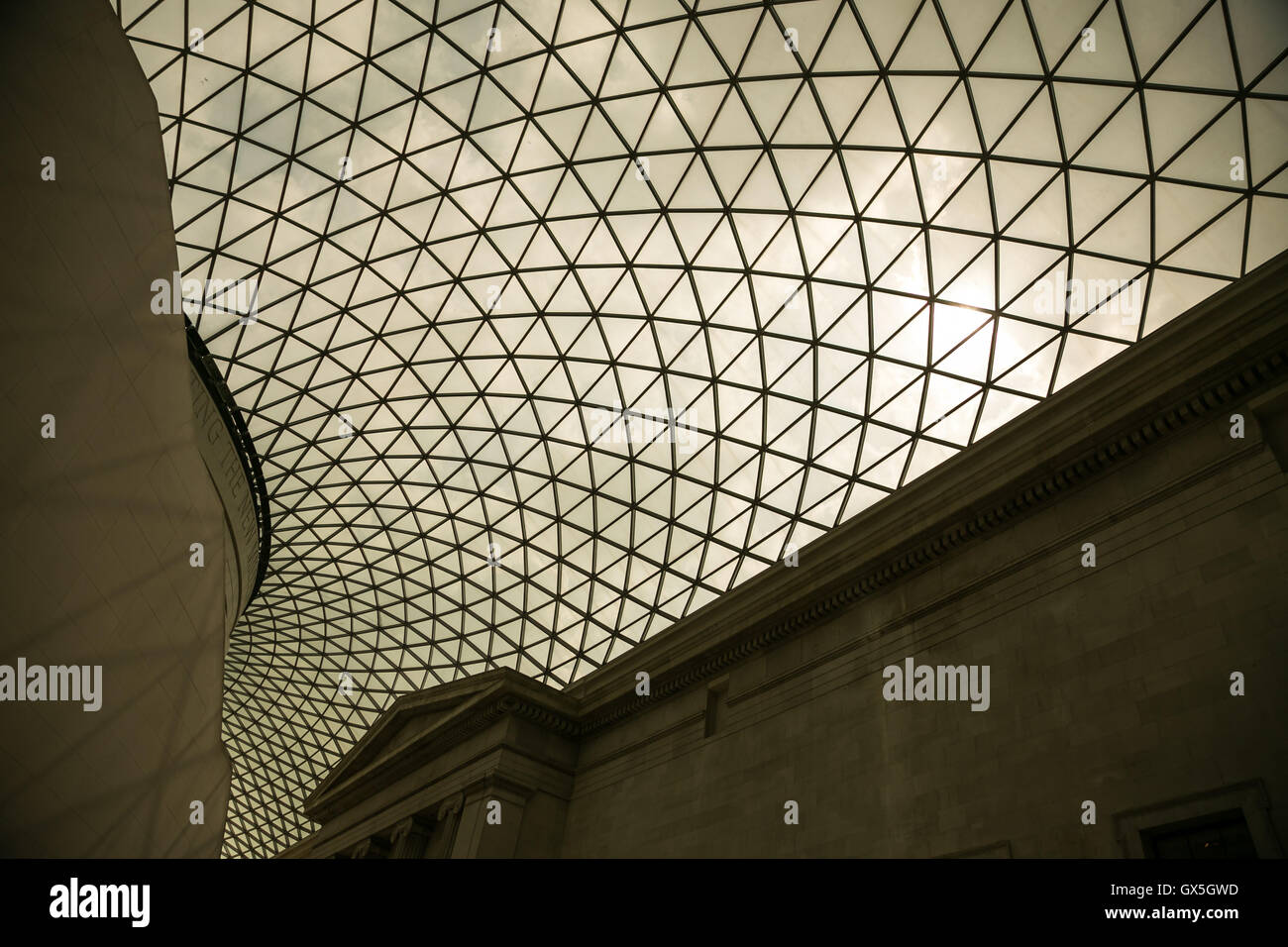 British Museum Courtyard Roof Stock Photo - Alamy