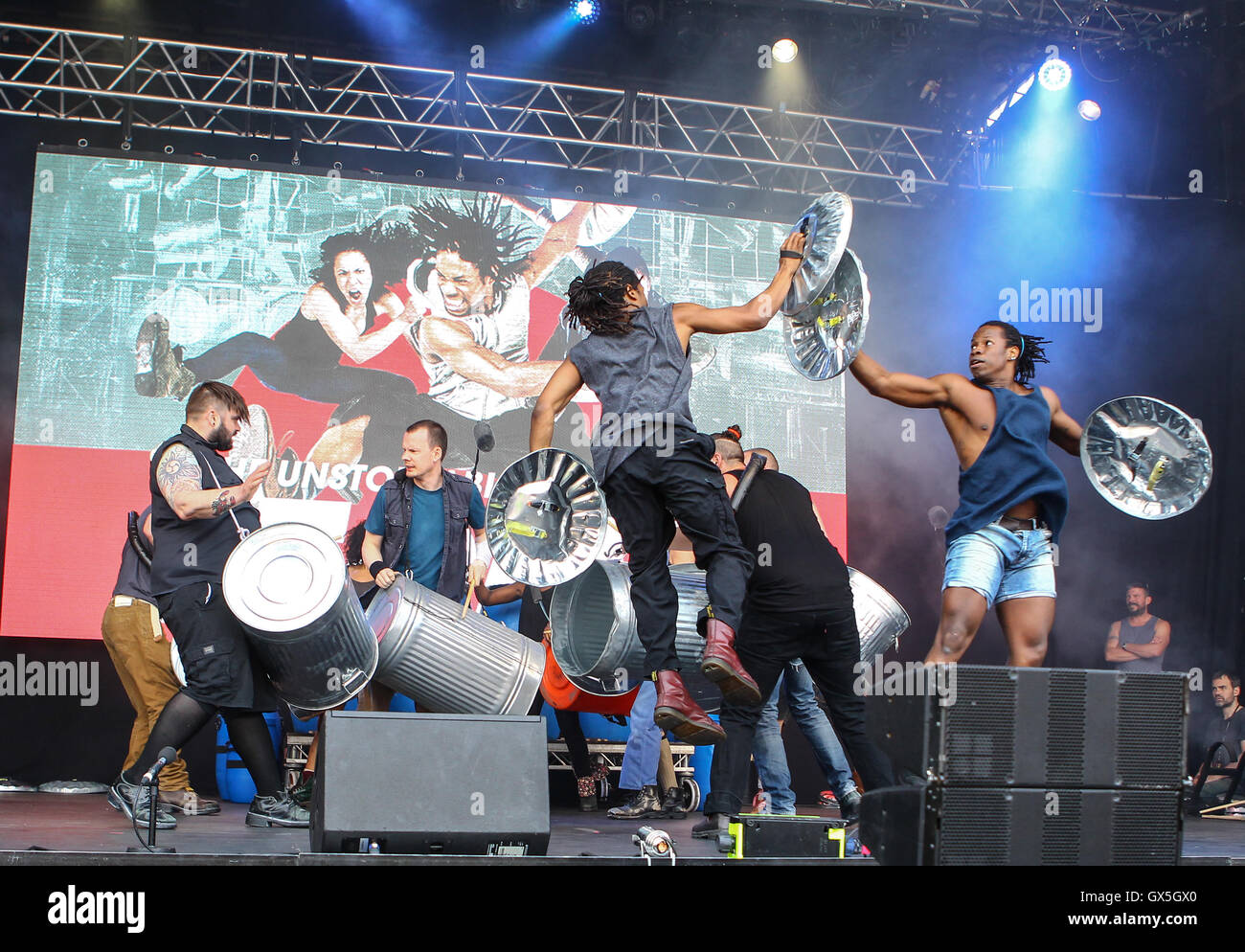 West End Live day 2 - Performances - Stomp Featuring: Stomp Where ...