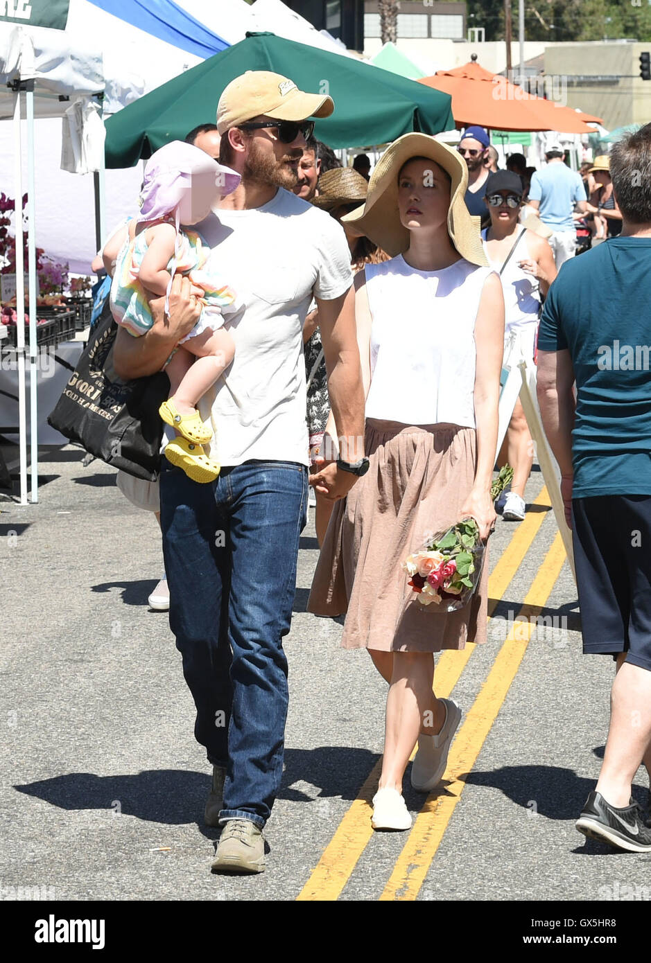 Summer Glau and husband Val Morrison take their daughter Milena Jo ...
