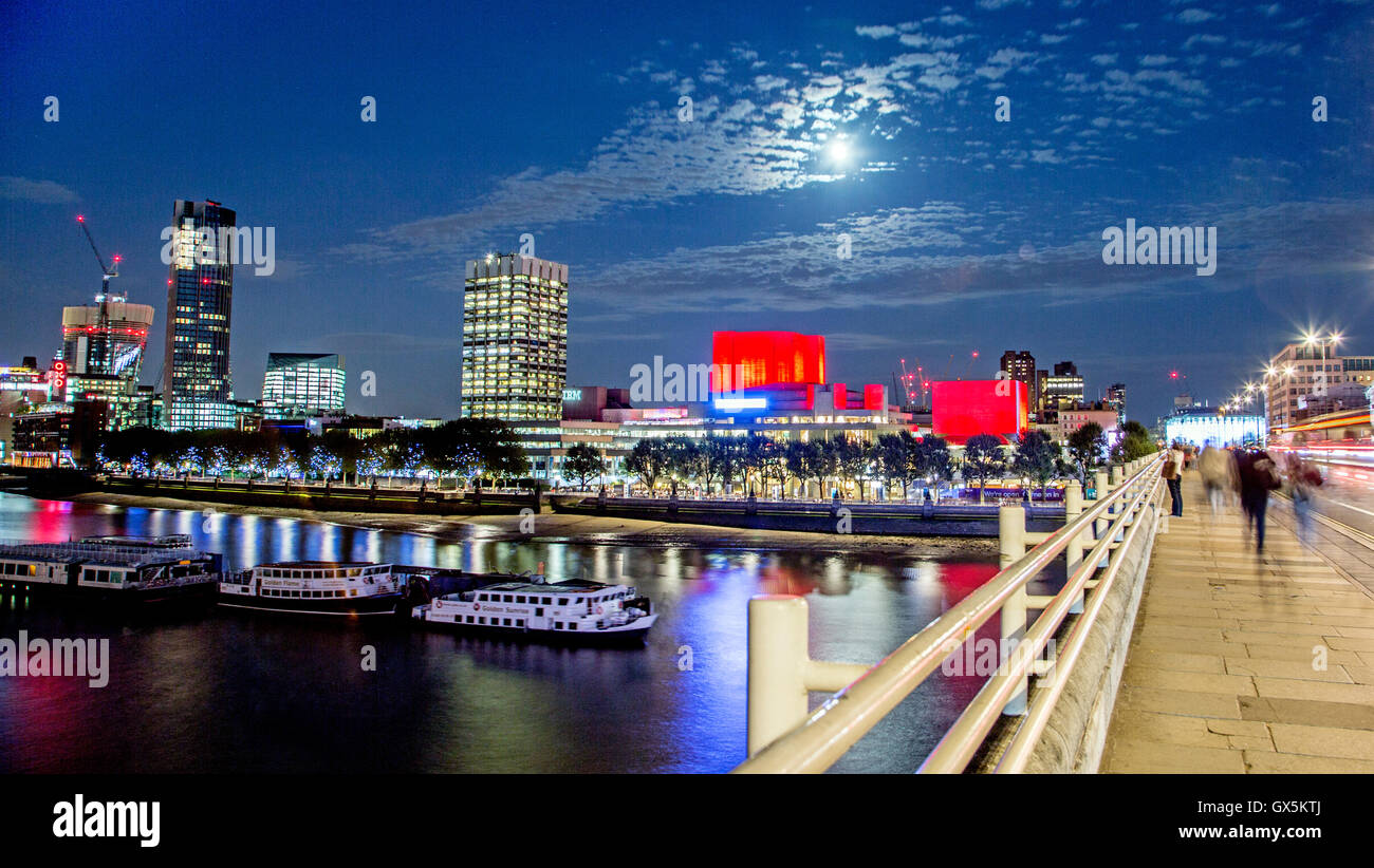 London skyline waterloo bridge twilight hi-res stock photography and ...