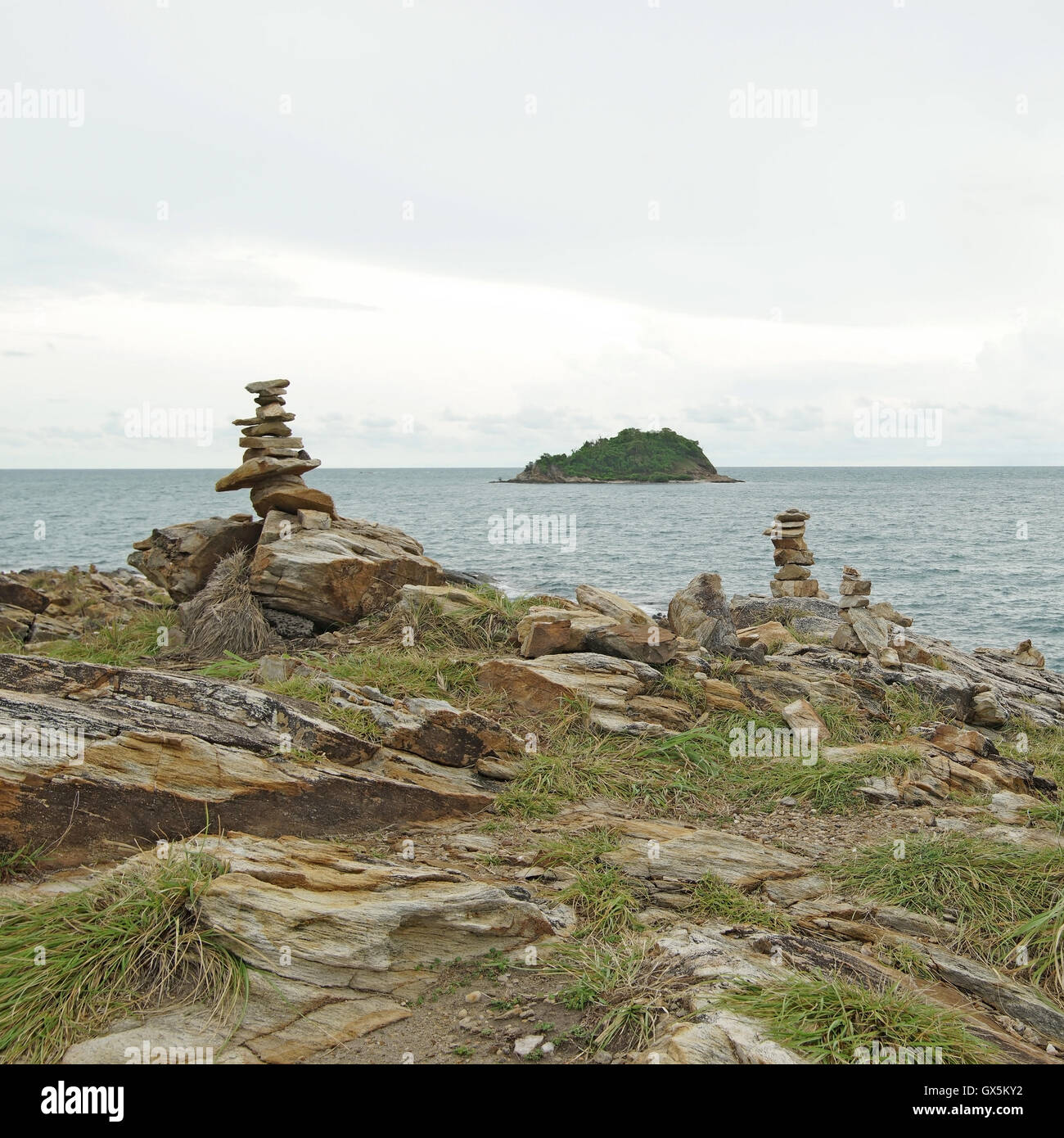 cairn, stack of stones on the sea coast Stock Photo - Alamy