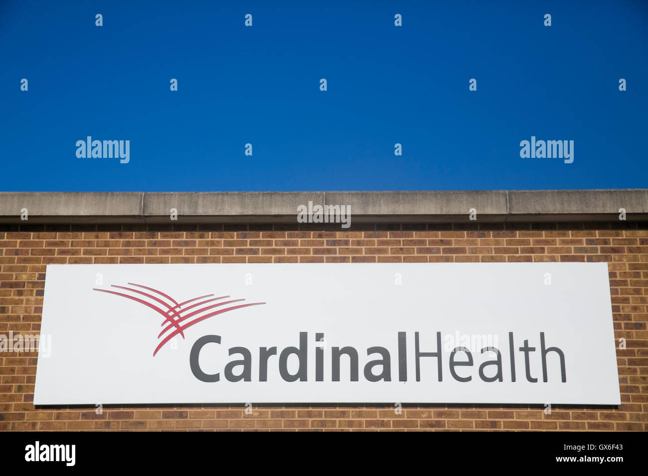 Cardinal health building hi-res stock photography and images - Alamy