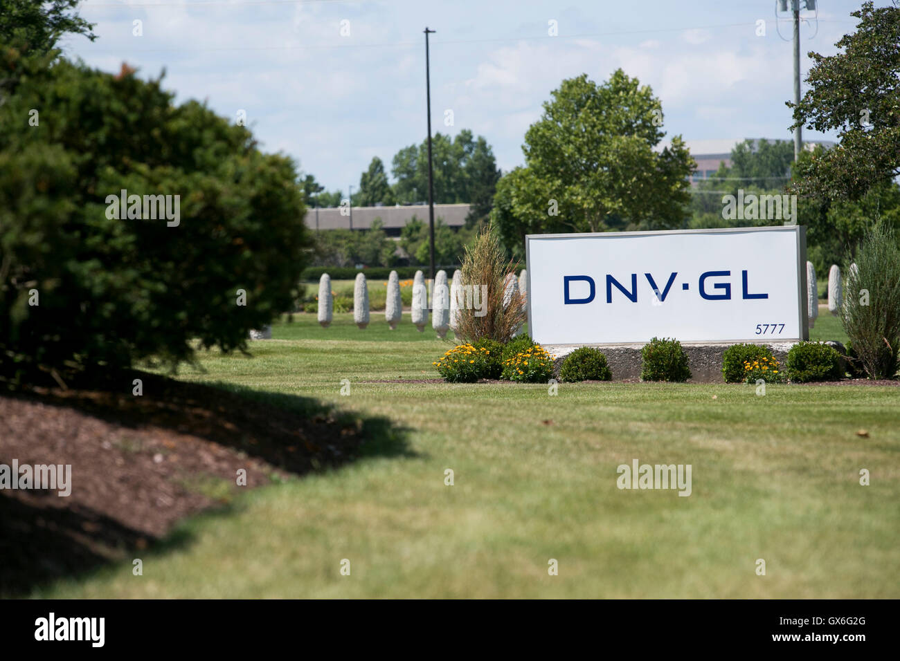 Dnv logo hi-res stock photography and images - Alamy