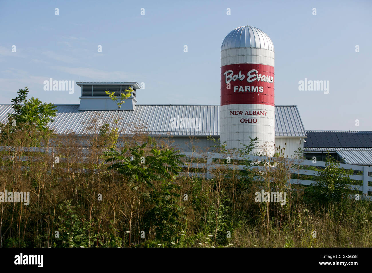 A logo sign outside of the headquarters of Bob Evans Farms in New ...