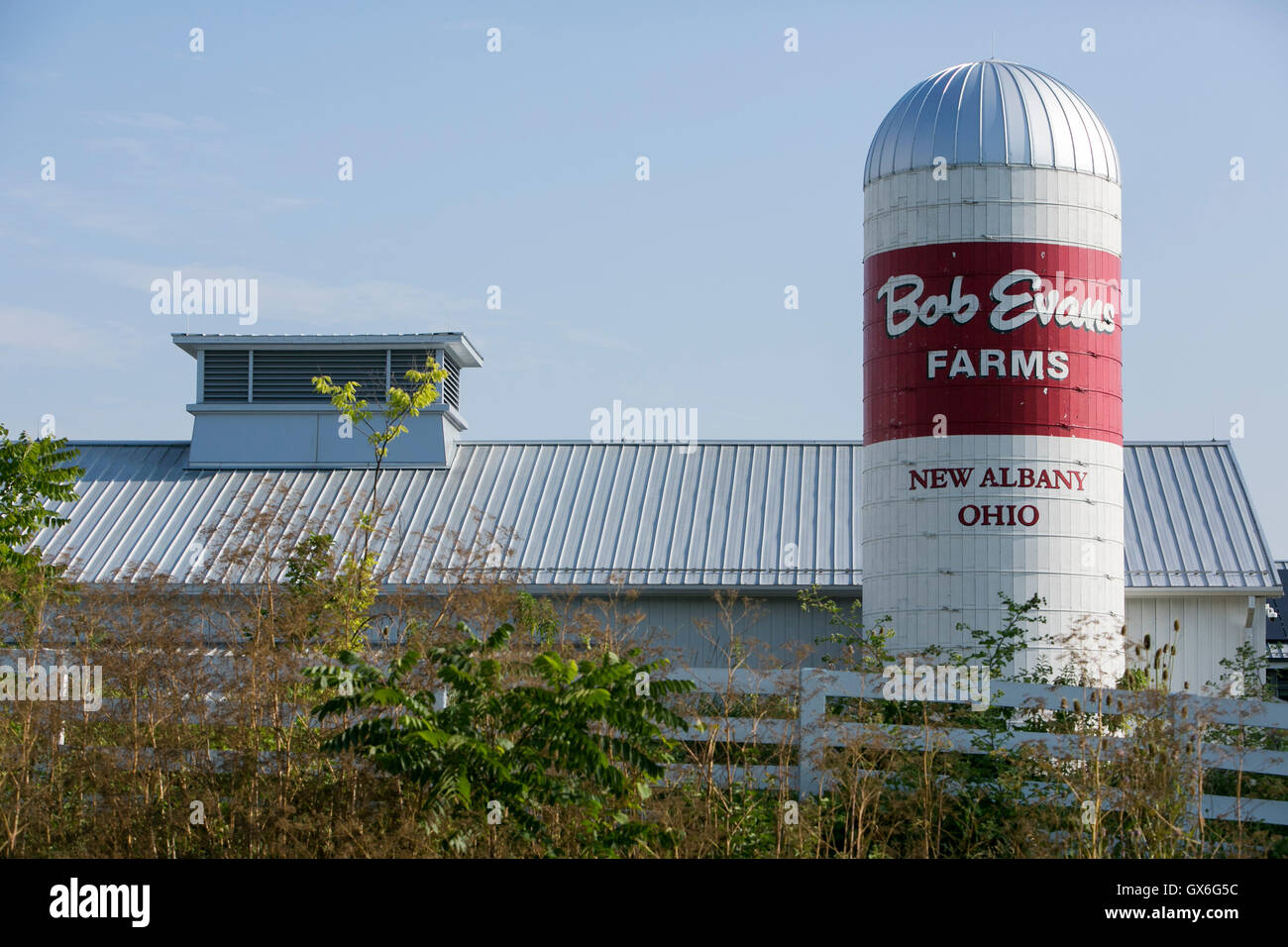 A logo sign outside of the headquarters of Bob Evans Farms in New ...