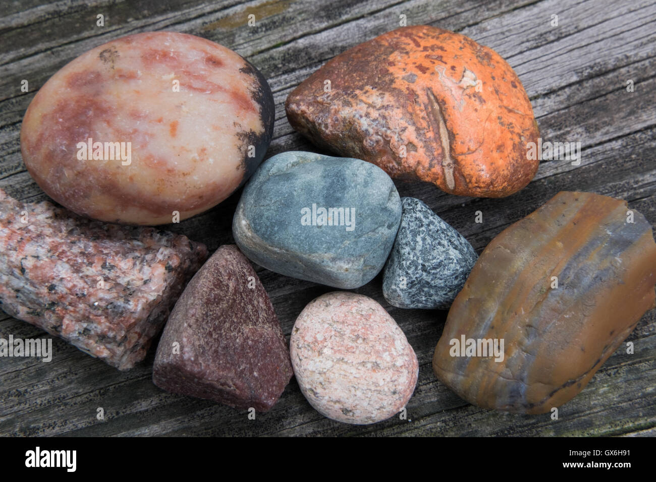 Rocks igneous metamorphic sedimentary hi-res stock photography and ...