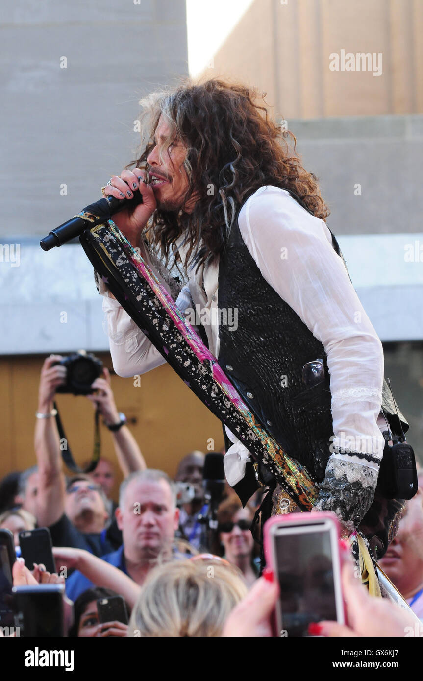 Steven Tyler performs live on NBC's the 'Today' show Featuring: Steven ...