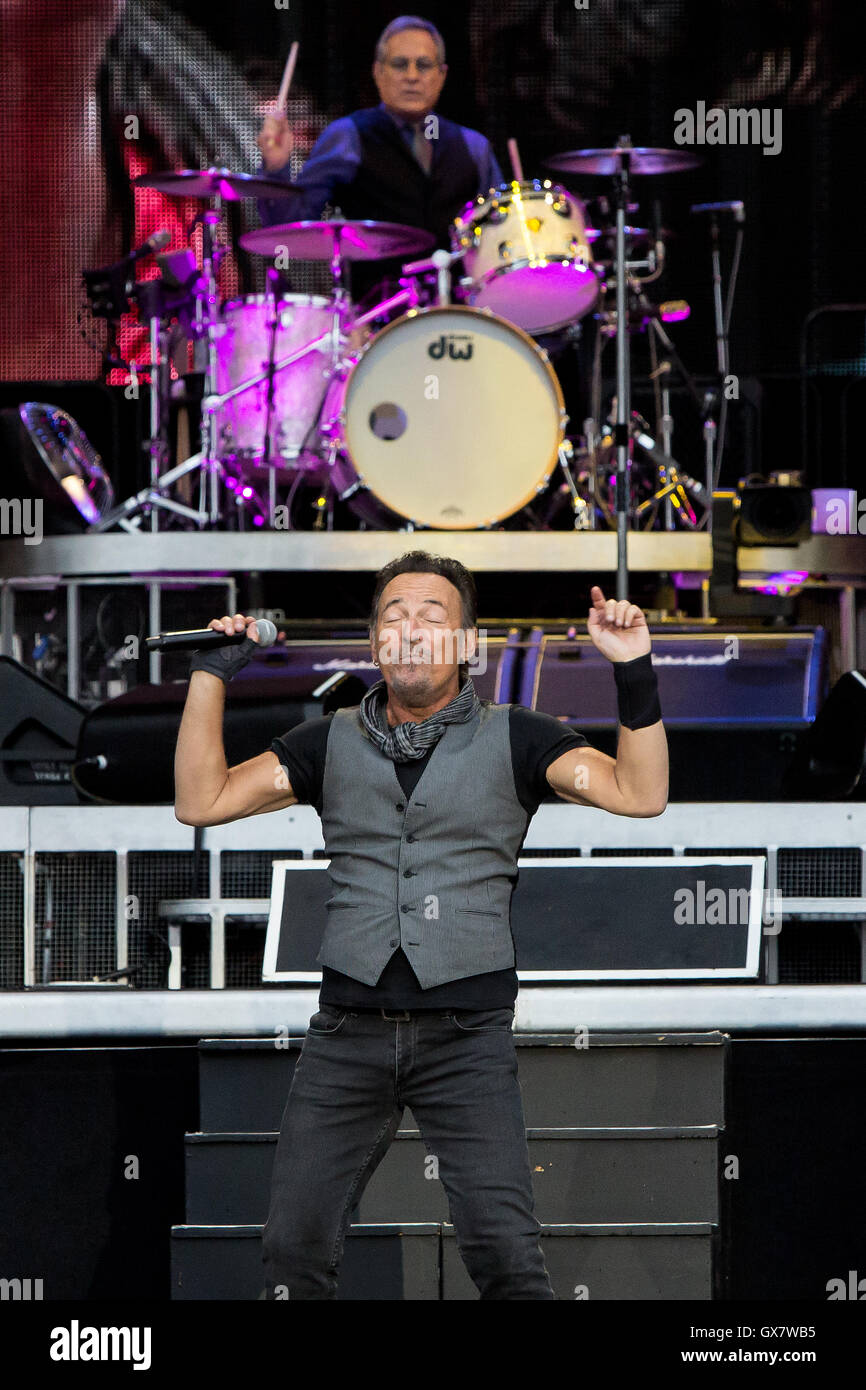 Bruce Springsteen performing live in front of 62,701 fans in Gothenburg ...