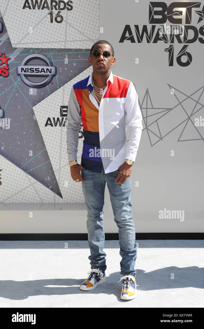 Celebrities and guests arrive to the 2016 BET Awards on June 26, 2016 ...