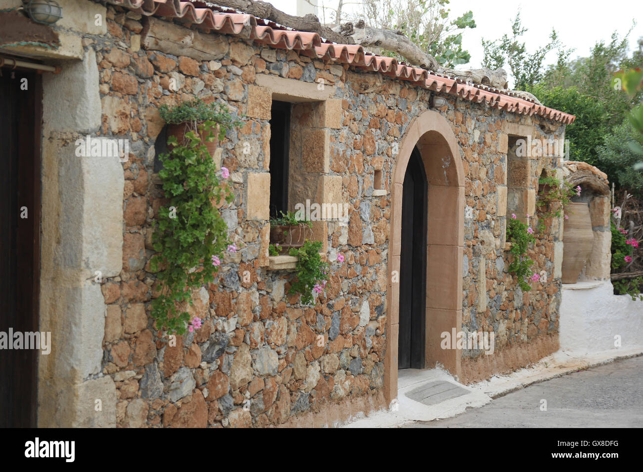 Traditional Greek house Stock Photo - Alamy