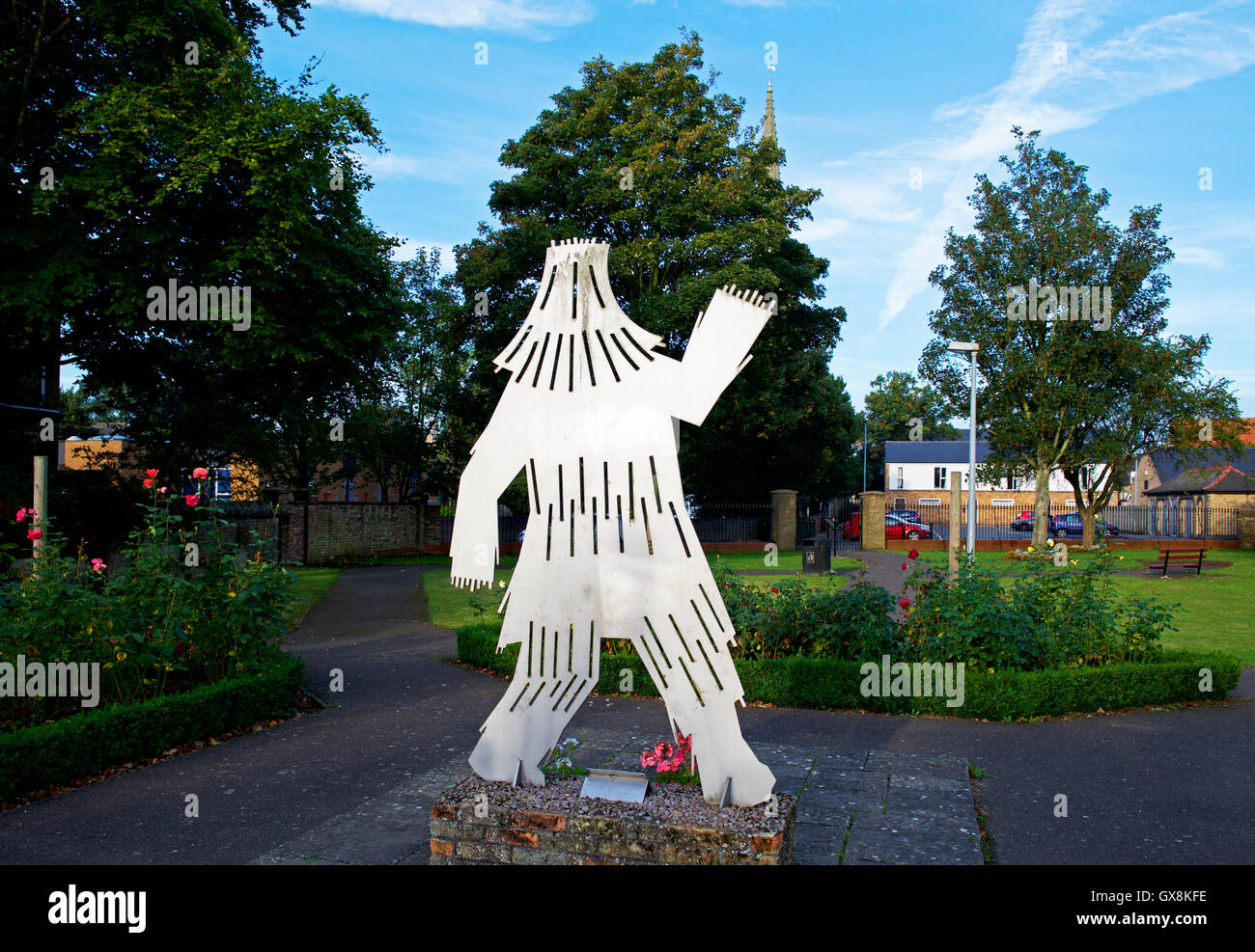 Sculpture of the Whittlesea Bear, Whittlesea, Cambridgeshire, England ...