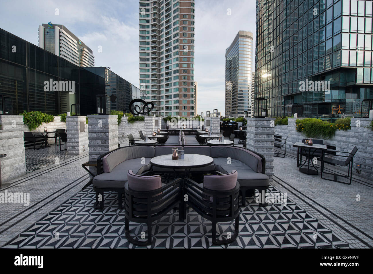 Rooftop bar at the Vogue Lounge, Bangkok, Thailand Stock Photo - Alamy