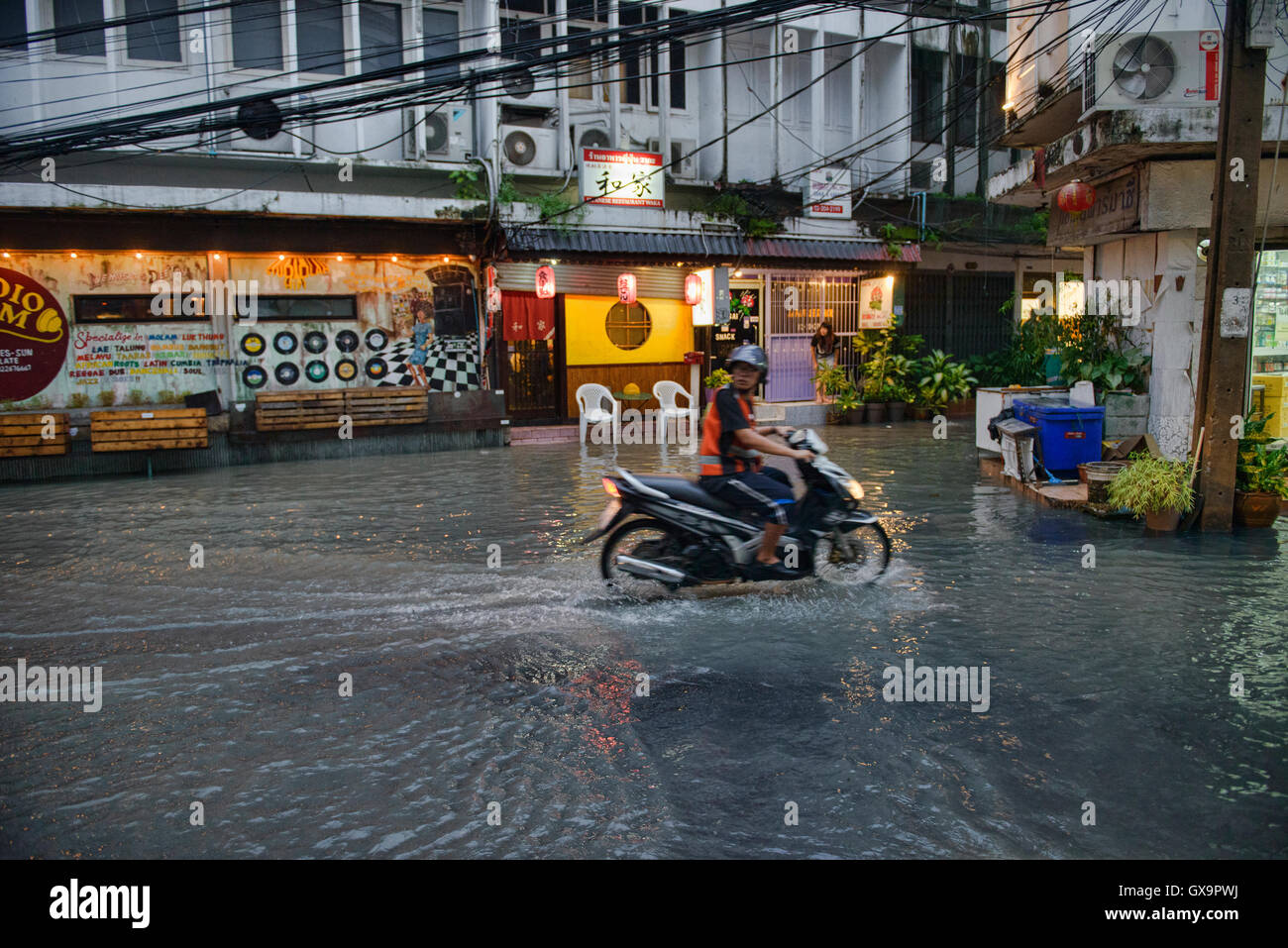 Bangkok Flood High Resolution Stock Photography and Images - Alamy