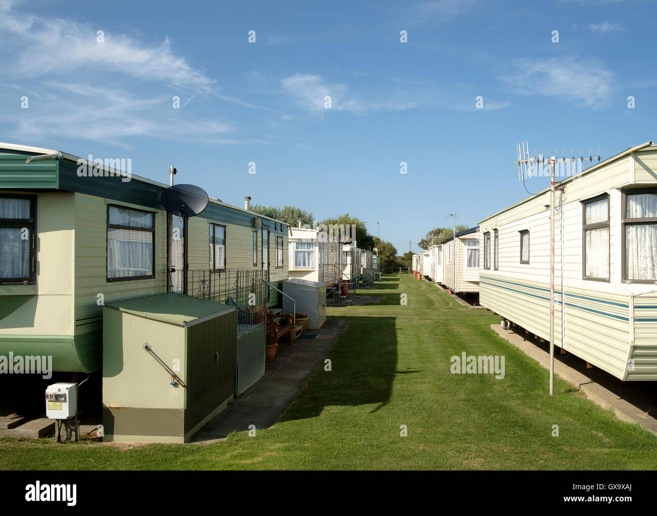 Caravans in bay caravan park hi-res stock photography and images - Alamy