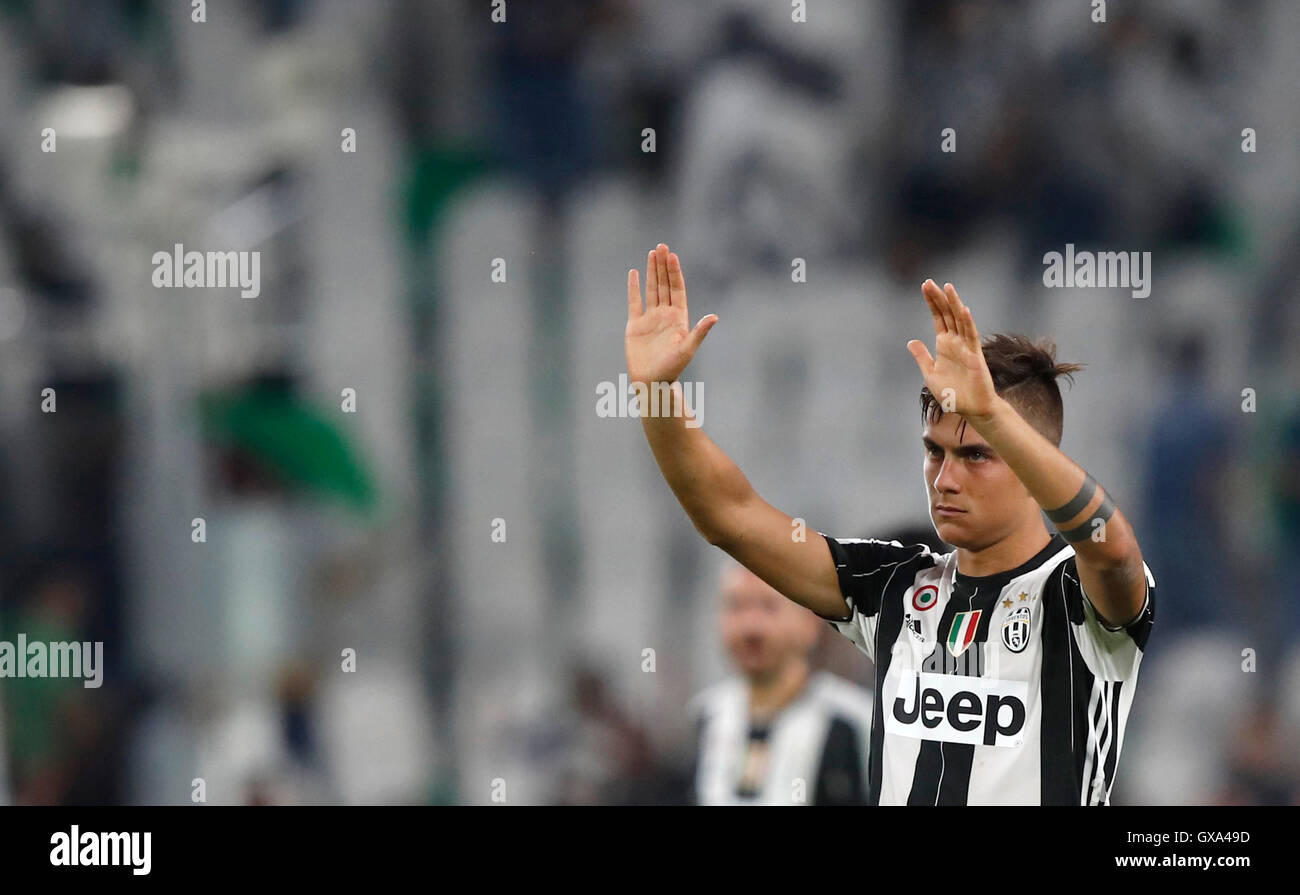 Turin, Italy. 14th Sep, 2016. JuventusÕ Paulo Dybala greet fans at the ...