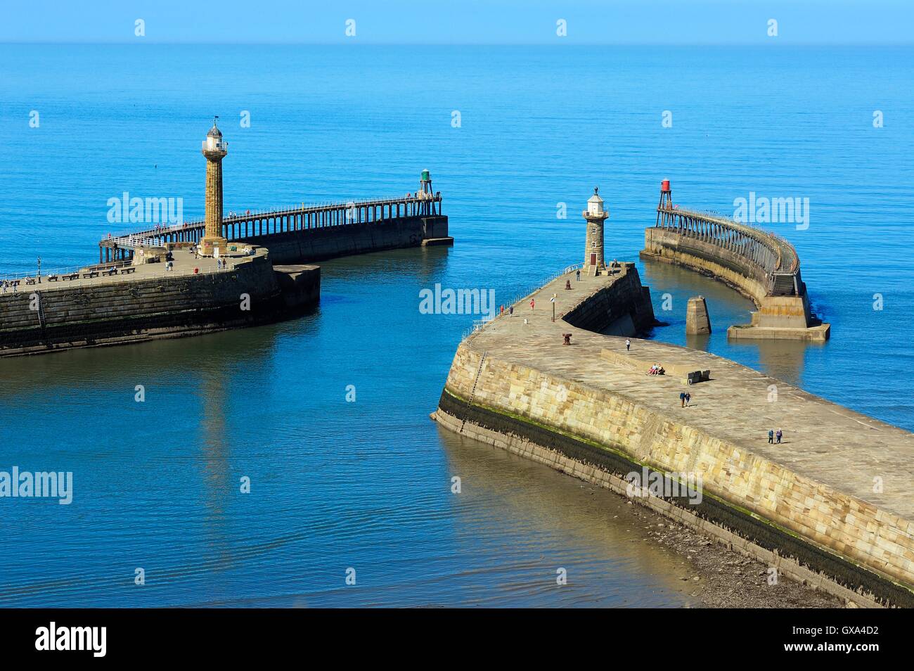 Whitby harbor wall hi-res stock photography and images - Alamy