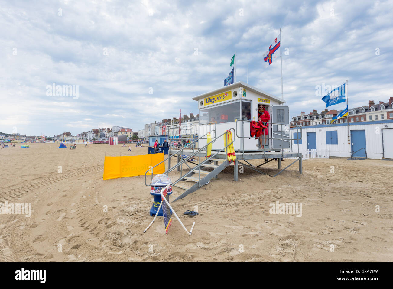 Lifeguards flag beach hi-res stock photography and images - Alamy