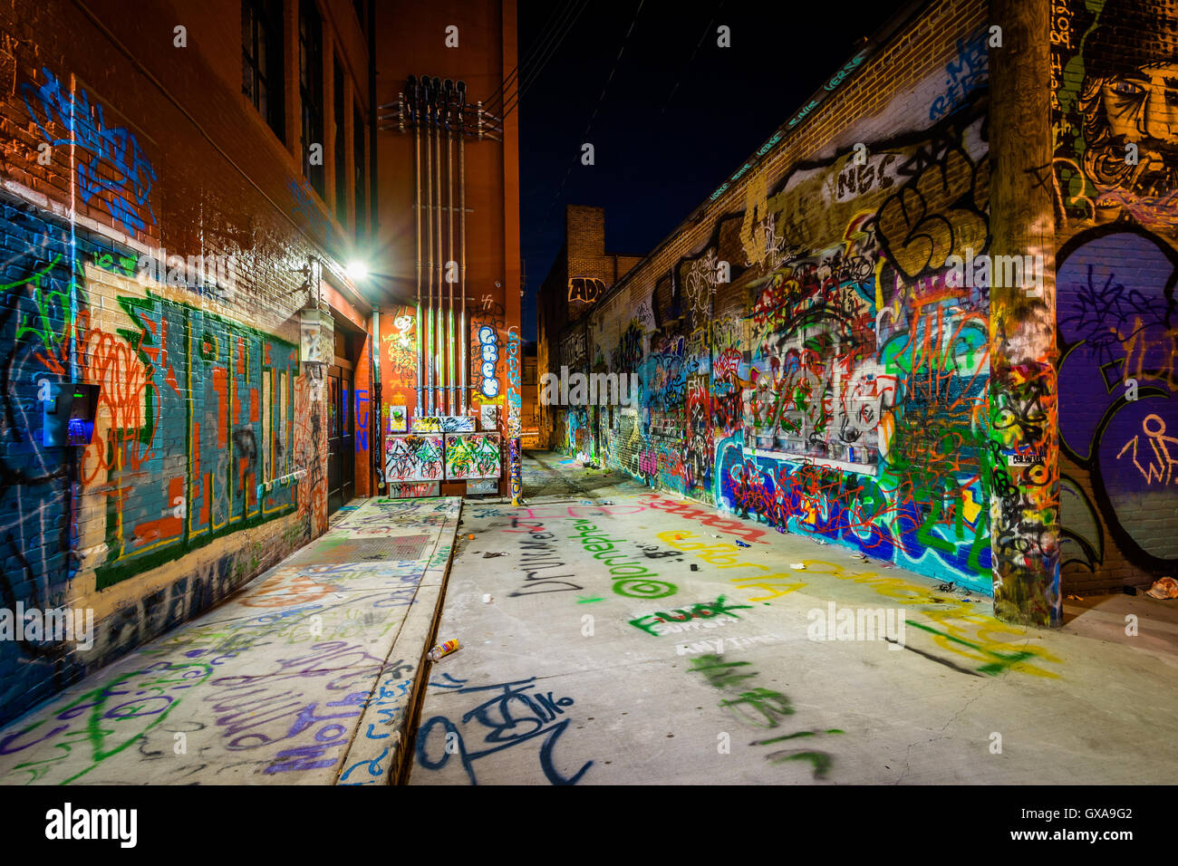 Graffiti Dark Alley High Resolution Stock Photography and Images - Alamy