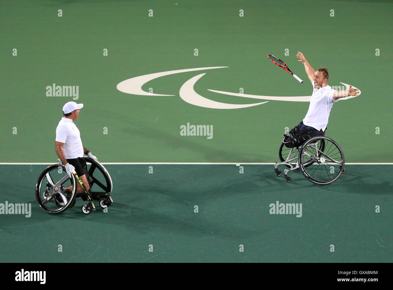 Nicolas peifer celebrate victory hi-res stock photography and images ...