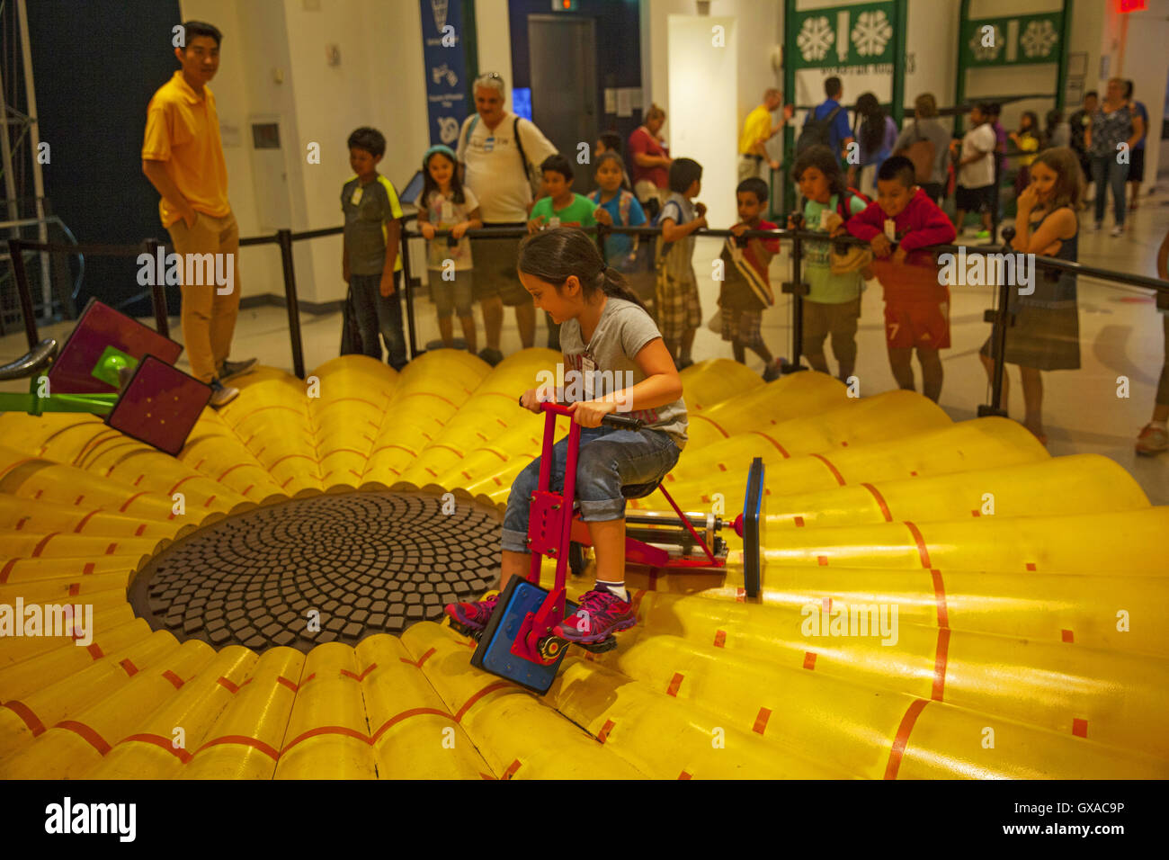 Square wheels hi-res stock photography and images - Alamy