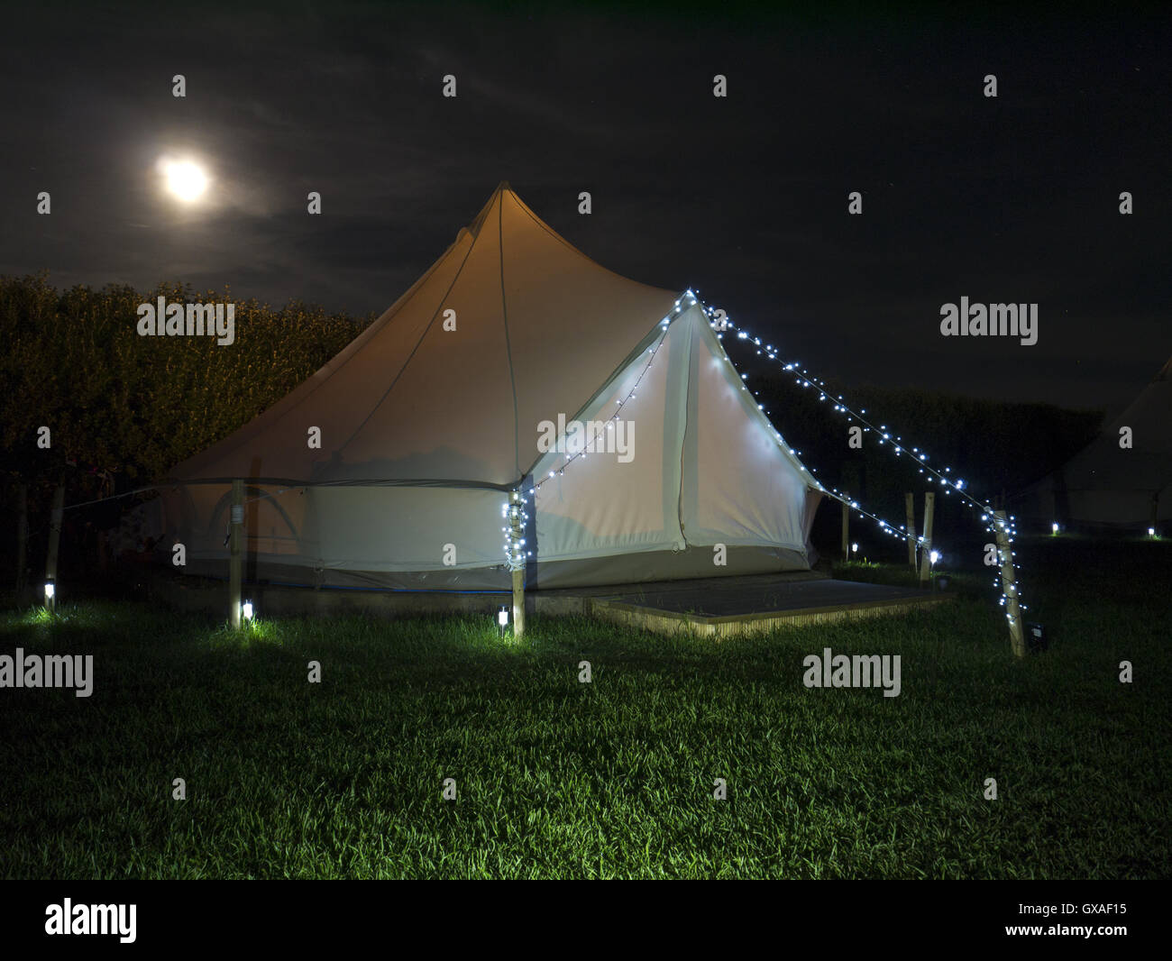 Bell tent hi-res stock photography and images - Alamy