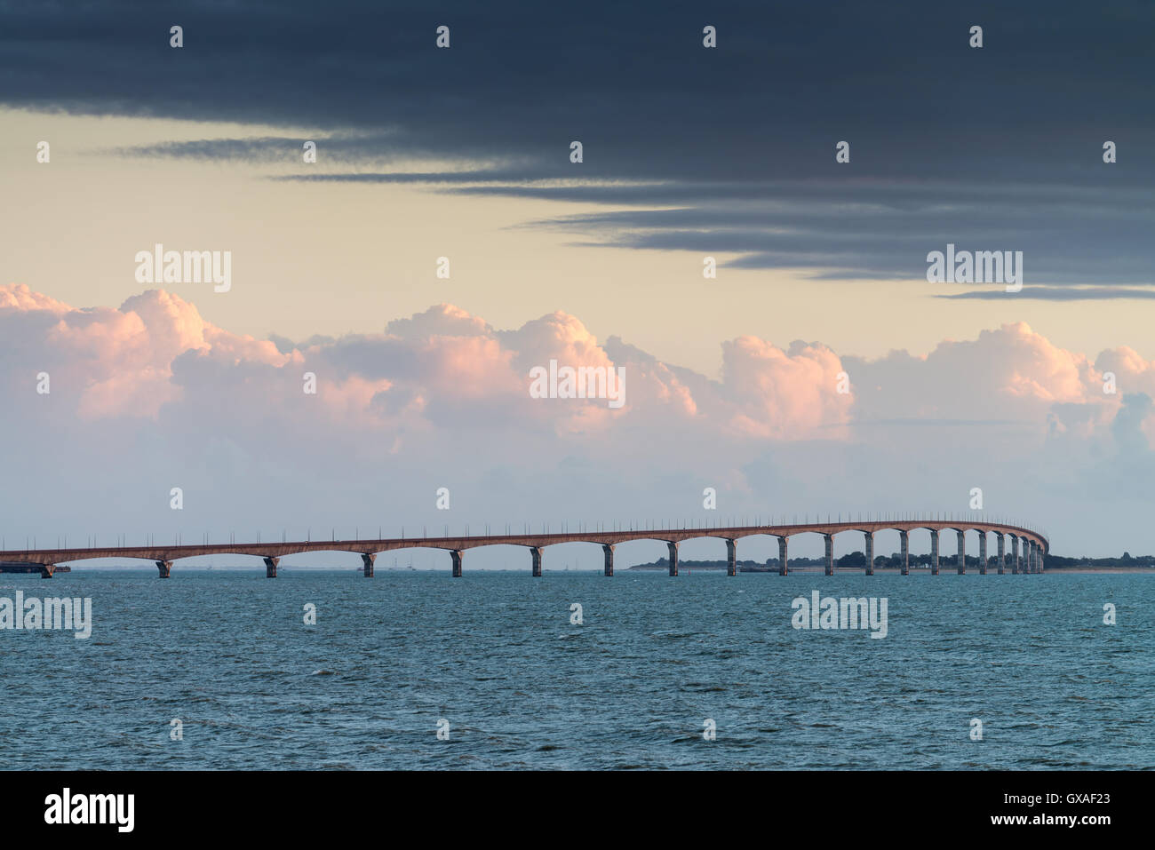 Bridge Ile de Re, the bridge across Ile de Re and La Rochelle over sea ...