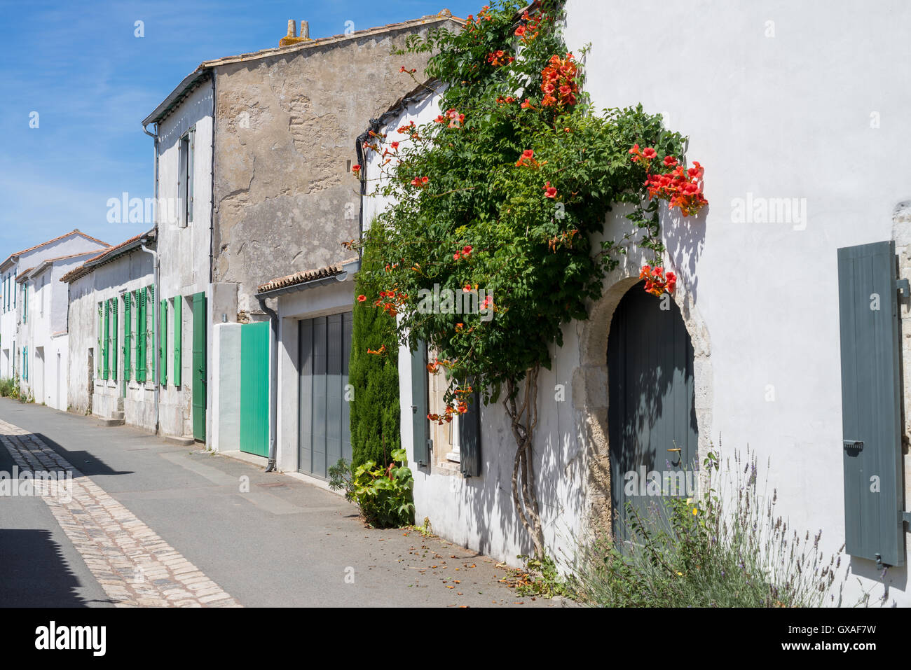 Loix village hi-res stock photography and images - Alamy
