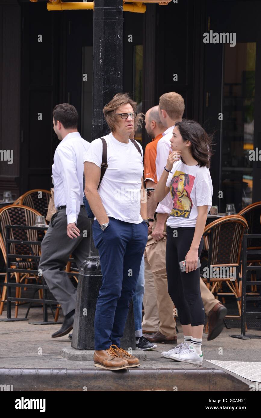 Simon Templeman and Rosalind Choa site seeing in New York Featuring ...