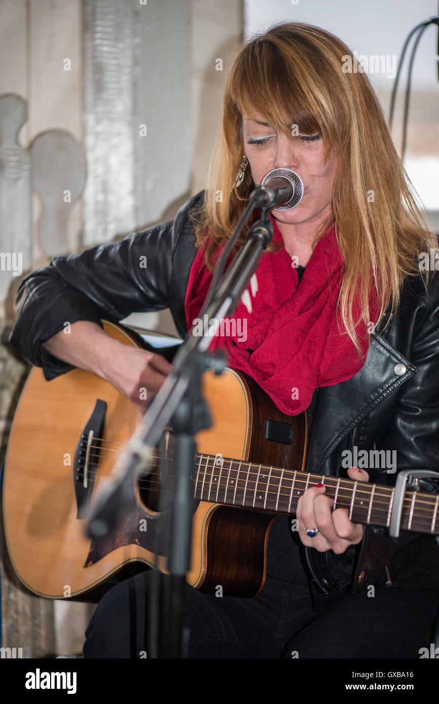 Folk-rock singer Heather Waters playing in South Africa Stock Photo - Alamy
